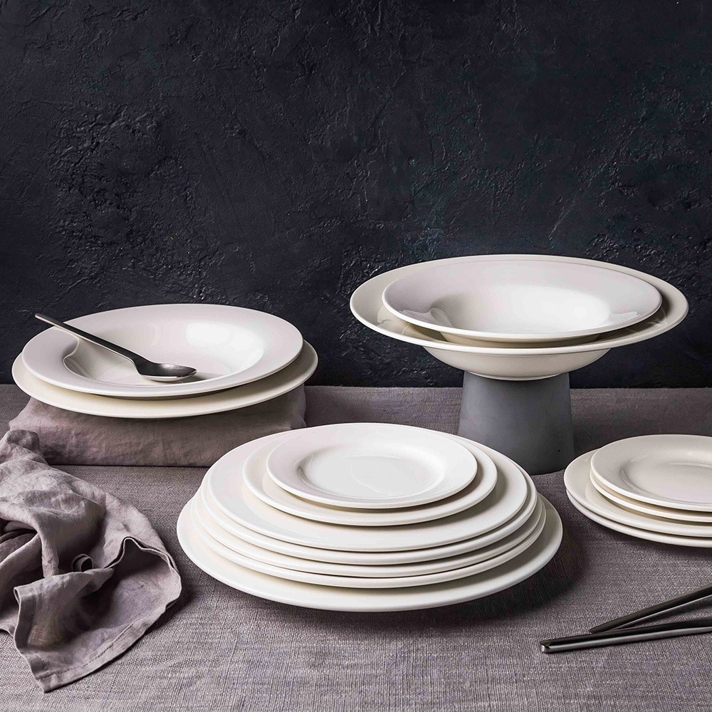 Echelon Wide Rim Plates | Reward Hospitality